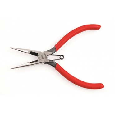 Grupo Ferretero CHC :: Pinza para electricista punta larga 6 5/8”