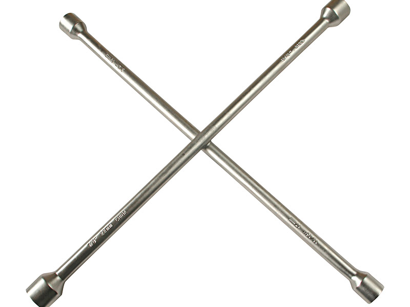 Grupo Ferretero CHC :: Llave de cruz